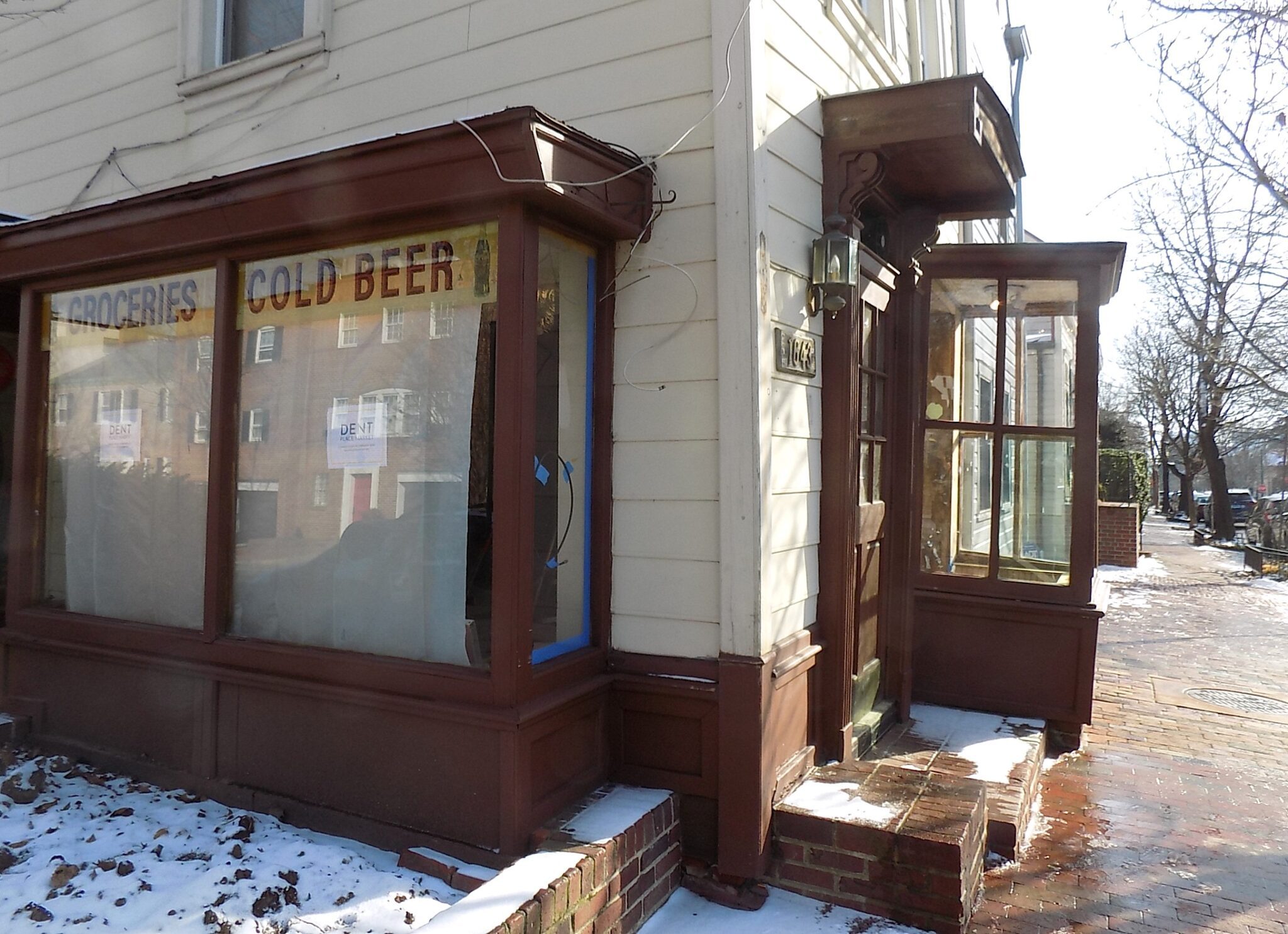 Business Ins & Outs: Mono Diner, Dent Place Market, Glover Park ...