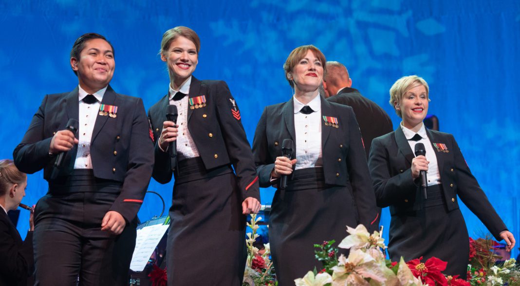 Celebrating the Holidays With the U.S. Navy Band (photos) | The ...