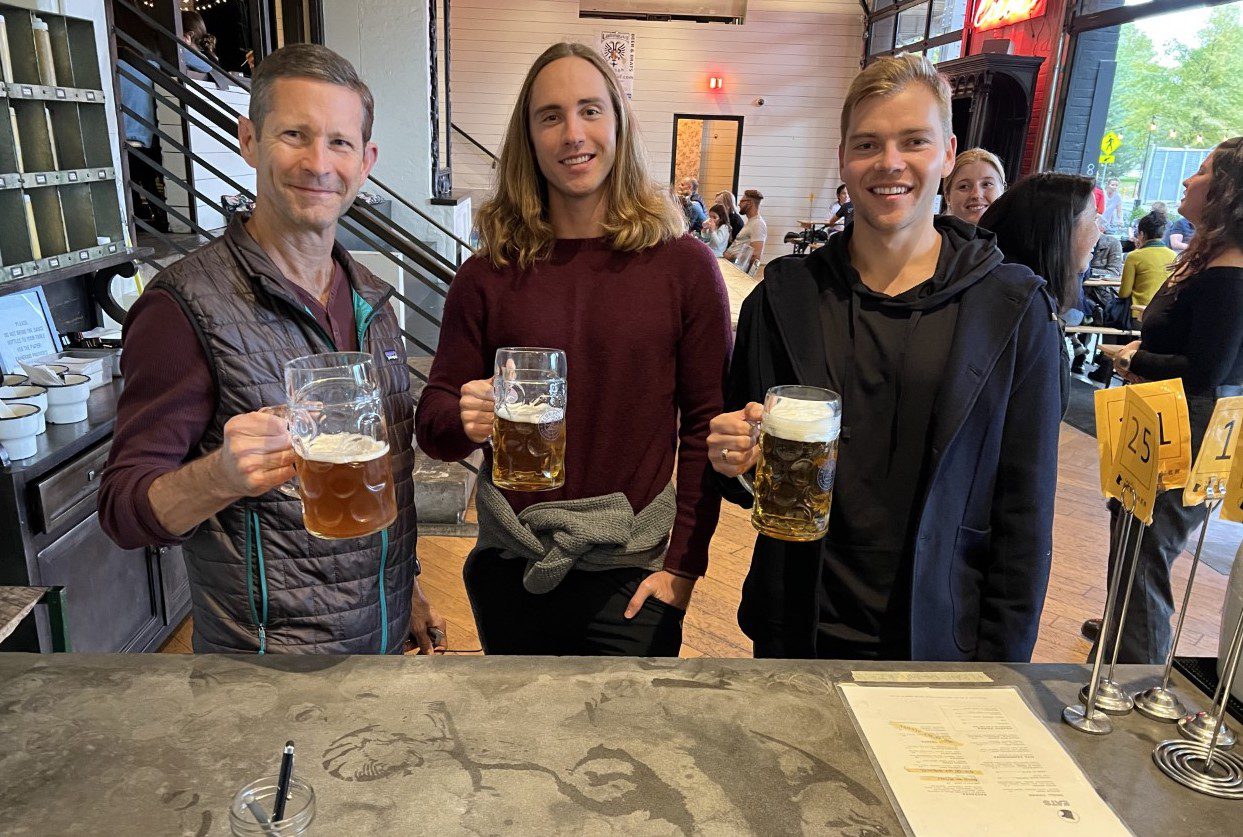 Business Ins & Outs: Apple, Berliner, Diptyque | The Georgetowner